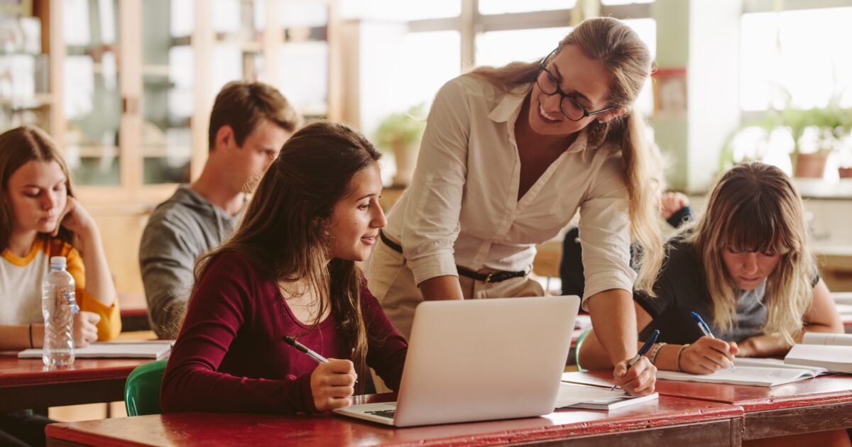 GLOS | Bevorderen pedagogische relatie leerling-leraar bevordert…